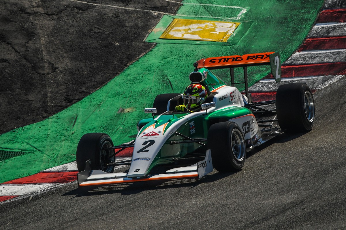 Sting Ray Robb working with junior race car builders - sba-vehicles